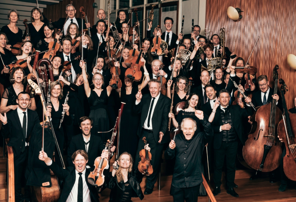 Med på vognen – UD & SE